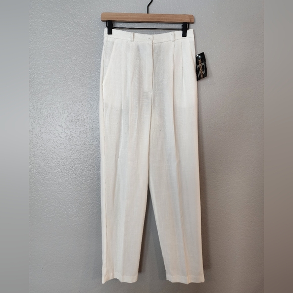 Vintage | Pants & Jumpsuits | Vintage White Straight Leg Pleated Pants ...